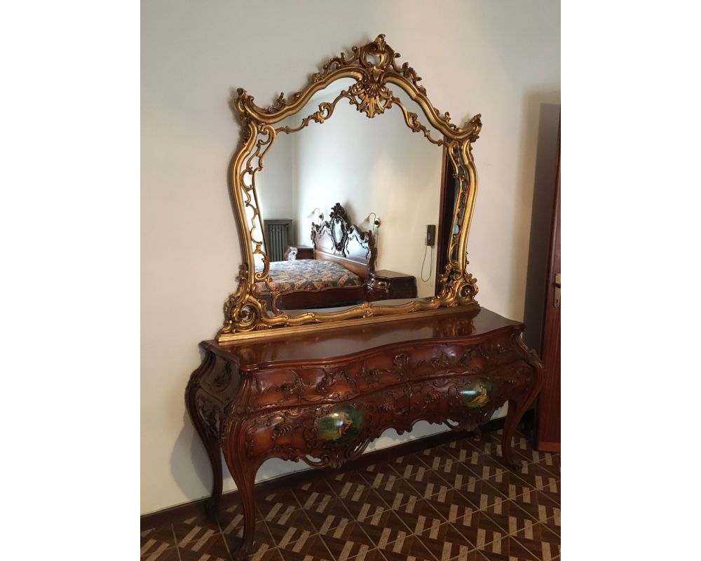 Dormitor Baroc Nuc Superb